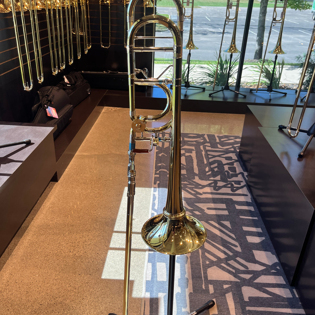 Greenhoe GB4-1Y Screw Bell Large Bore Tenor Trombone – Schmitt Music
