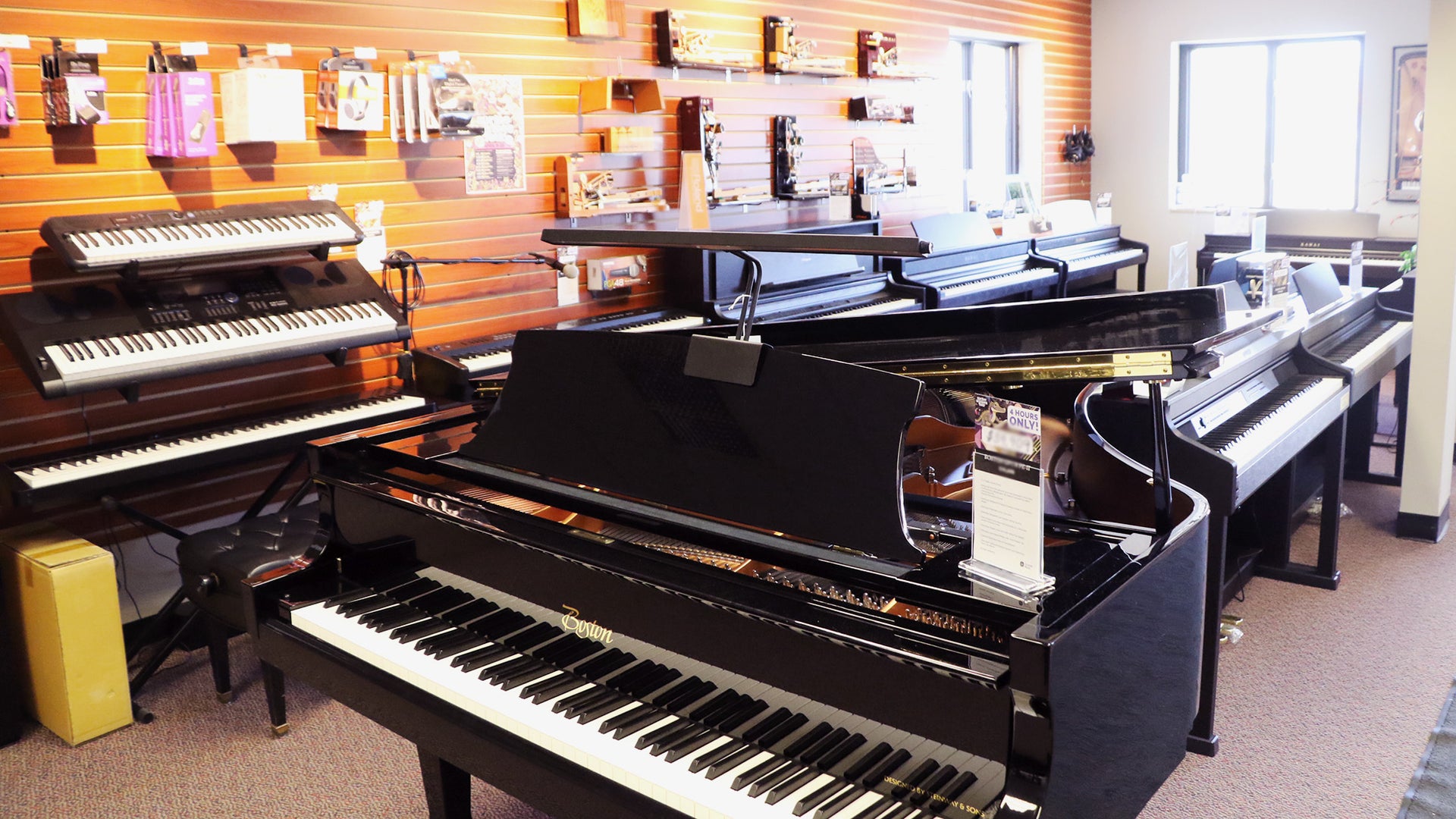 Pianos Showrooms & Meet Our Piano Specialists | Schmitt Music